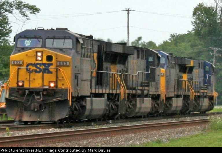 CSX 693